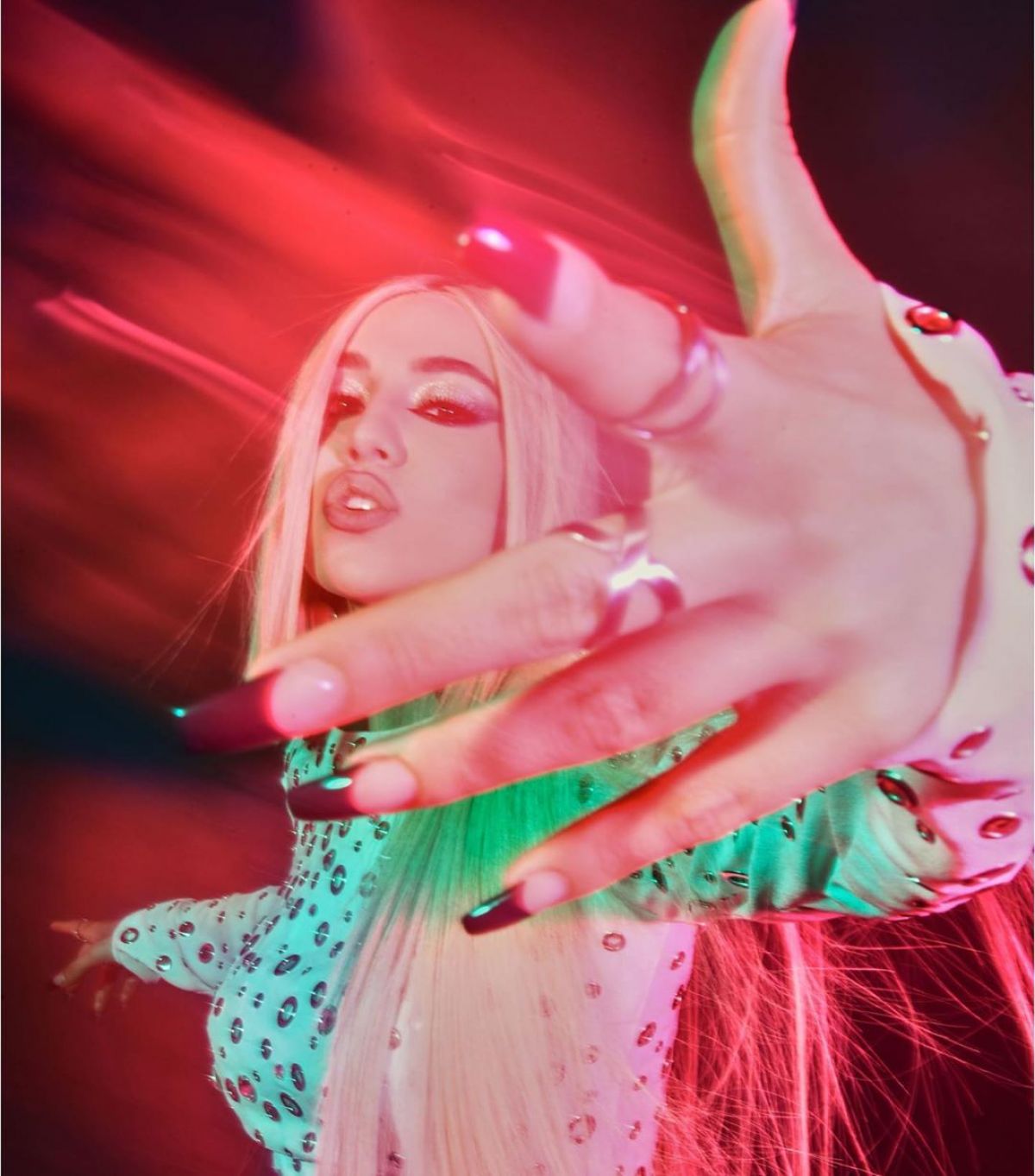 AVA MAX – Instagram Photos 09/20/2020 – HawtCelebs