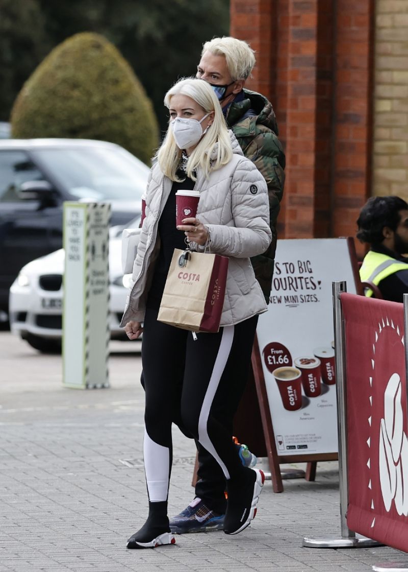 DENISE VAN OUTEN and Matt Evers Out in Essex 10/16/2020 – HawtCelebs