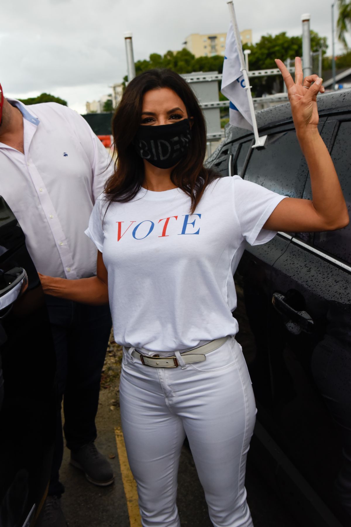 EVA LONGORIA at Ana Navarro Rally For the Latino Vote in Miami 09/30 ...