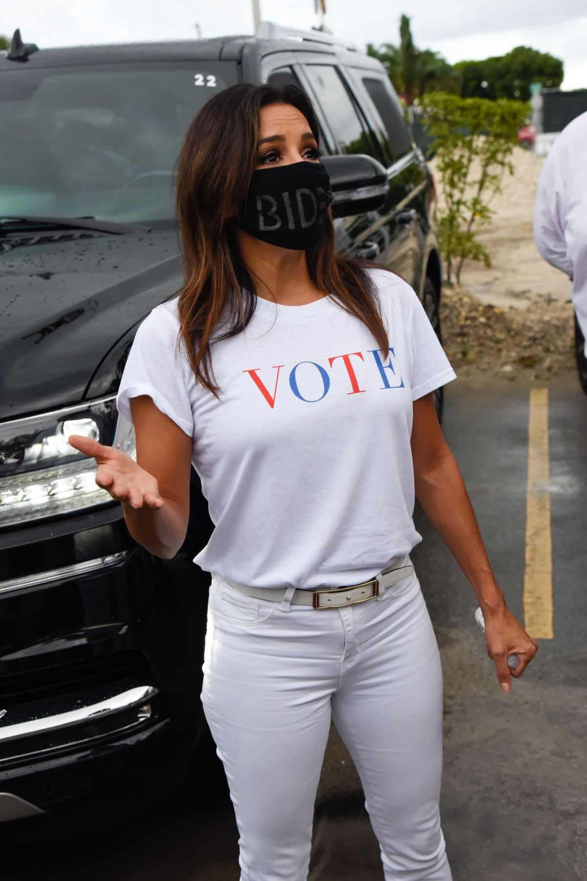 EVA LONGORIA at Ana Navarro Rally For the Latino Vote in Miami 09/30 ...
