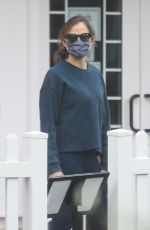 JENNIFER GARNER Leaves Alfred Caffee in Pacific Palisades 10/06/2020 ...
