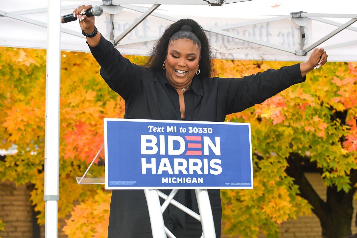 LIZZO Speak at Campaigns for Democratic Presidential Candidates Joe ...