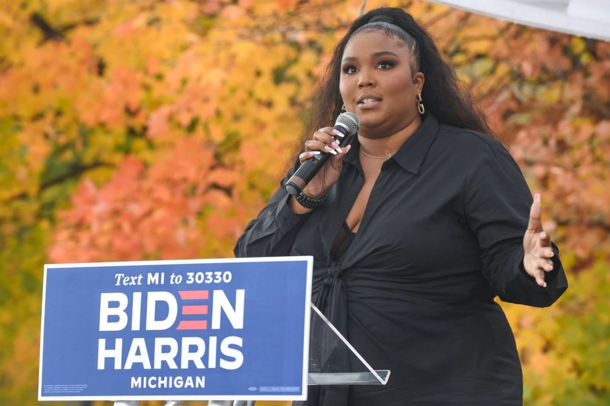 LIZZO Speak at Campaigns for Democratic Presidential Candidates Joe ...