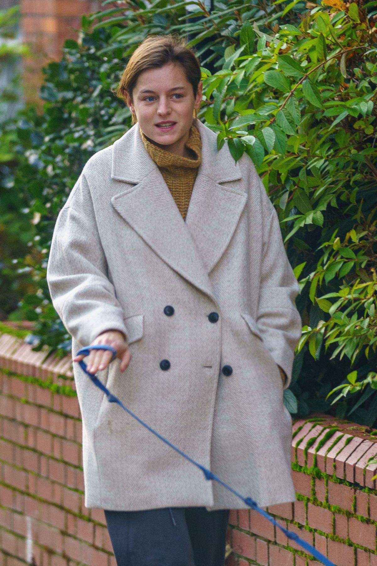 EMMA CORRIN Out with Her Dog at a Park in London 11/15/2020 – HawtCelebs
