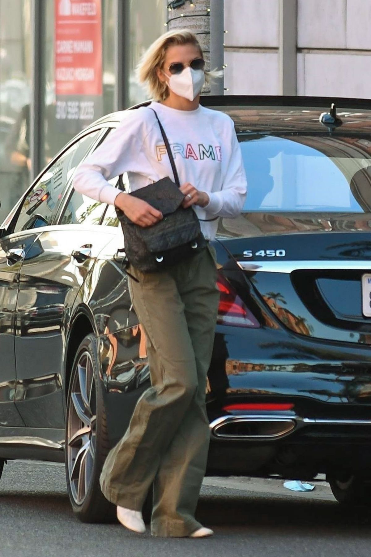 JAIME KING Wearing a Mask Out in Beverly Hills 12/09/2020 – HawtCelebs