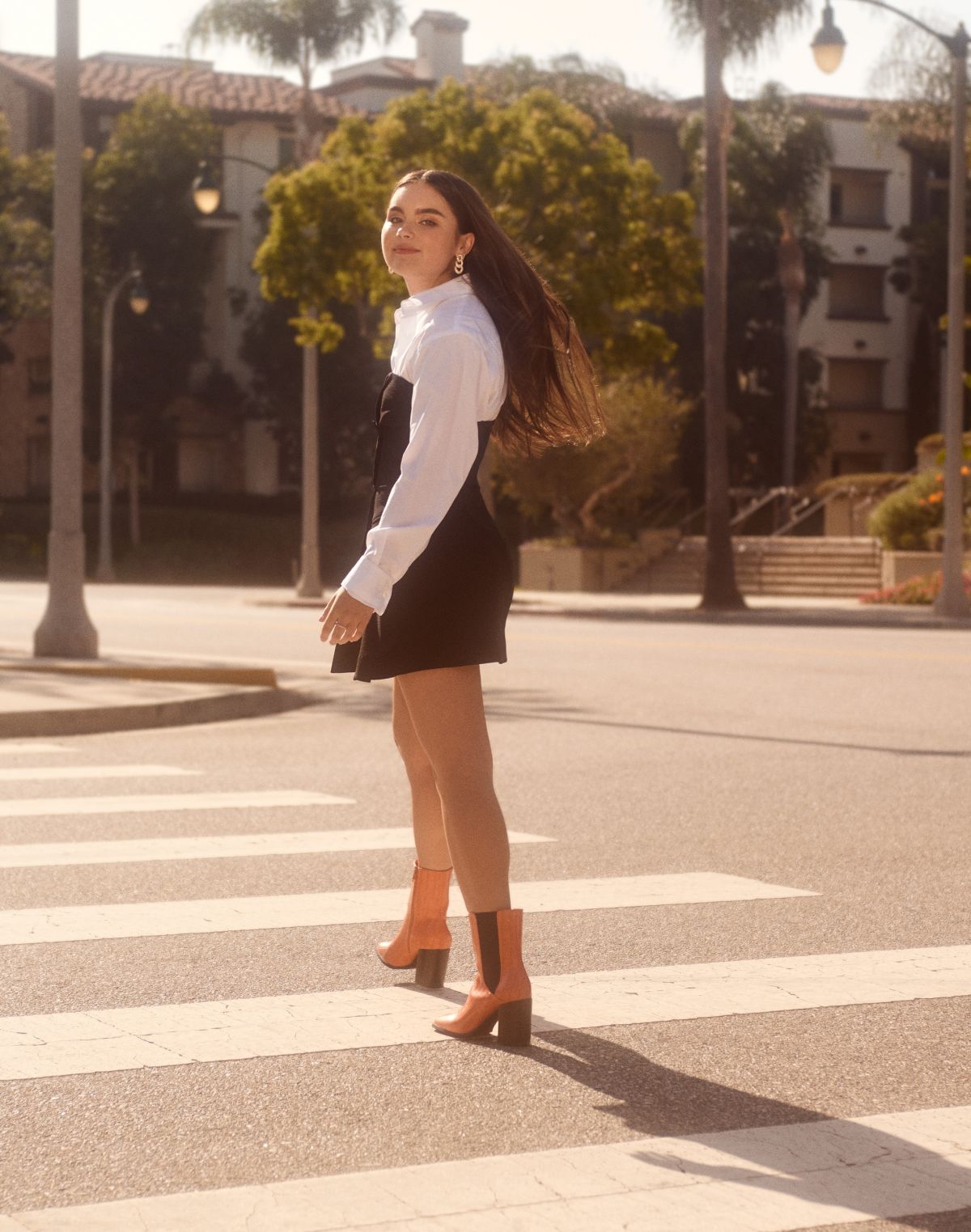 LANDRY BENDER at a Photoshoot, October 2020 – HawtCelebs