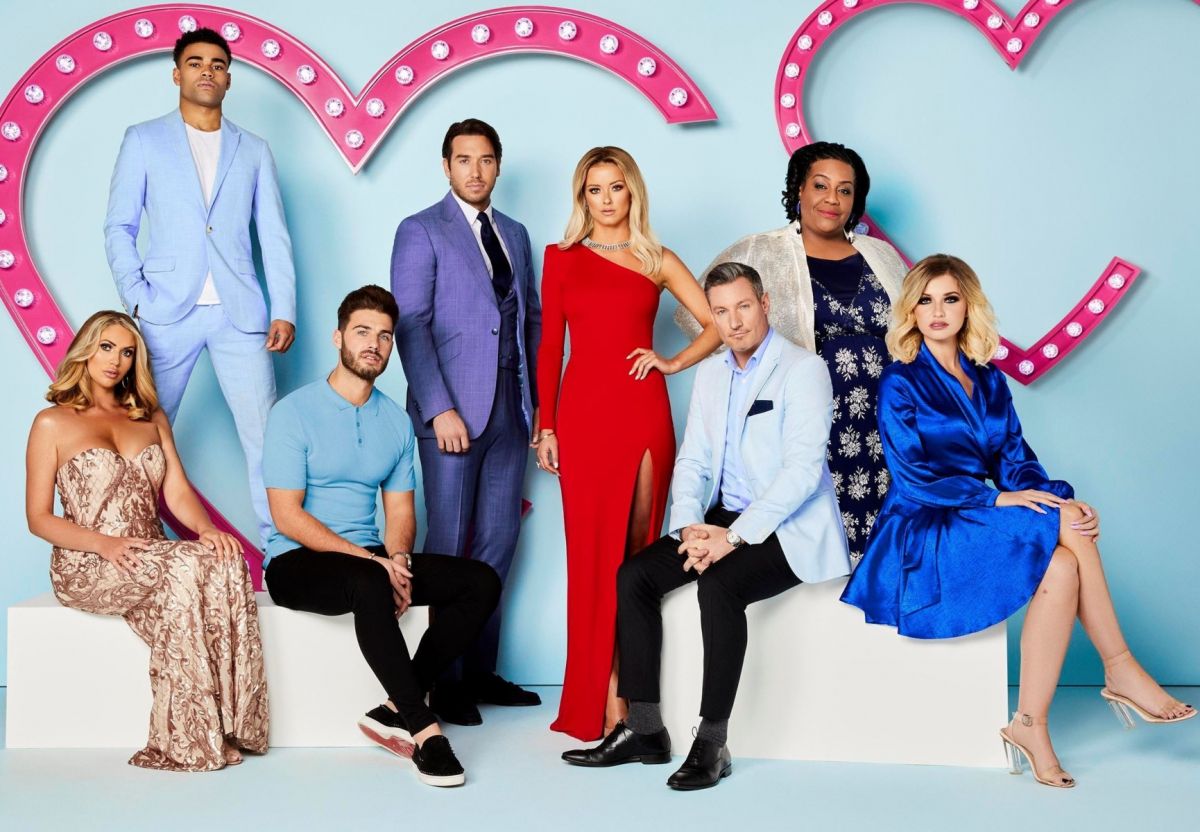 AMY CHILDS – Celebs Go Dating 2020 – HawtCelebs