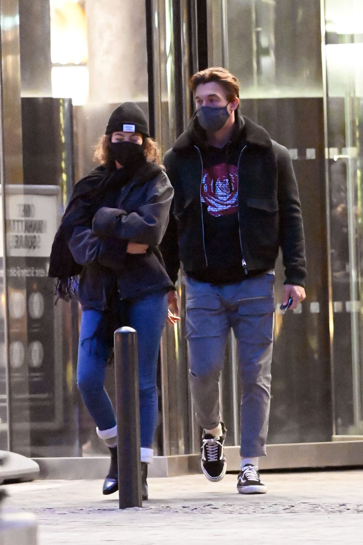 CAMILA KENDRA and Tyler Cameron Out in New York 01/04/2021 – HawtCelebs