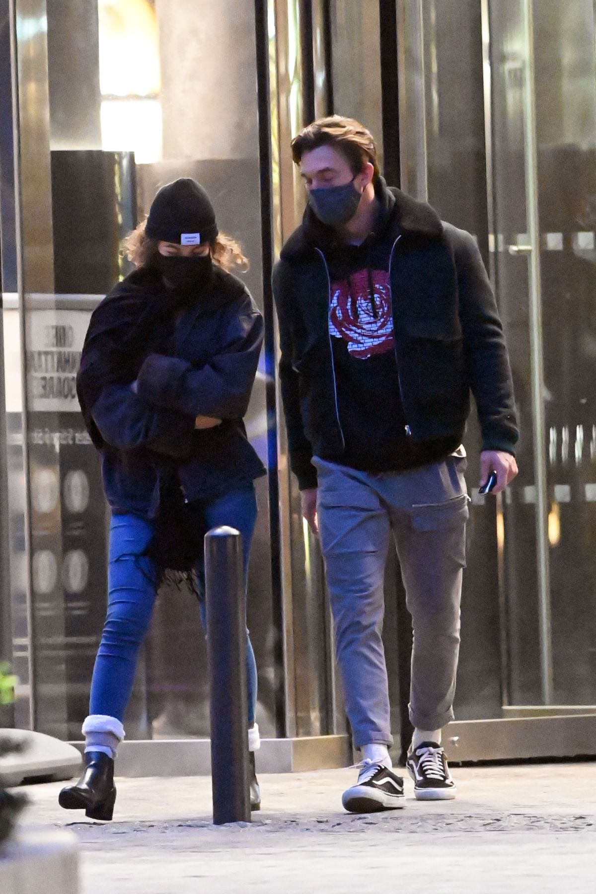 CAMILA KENDRA and Tyler Cameron Out in New York 01/04/2021 – HawtCelebs