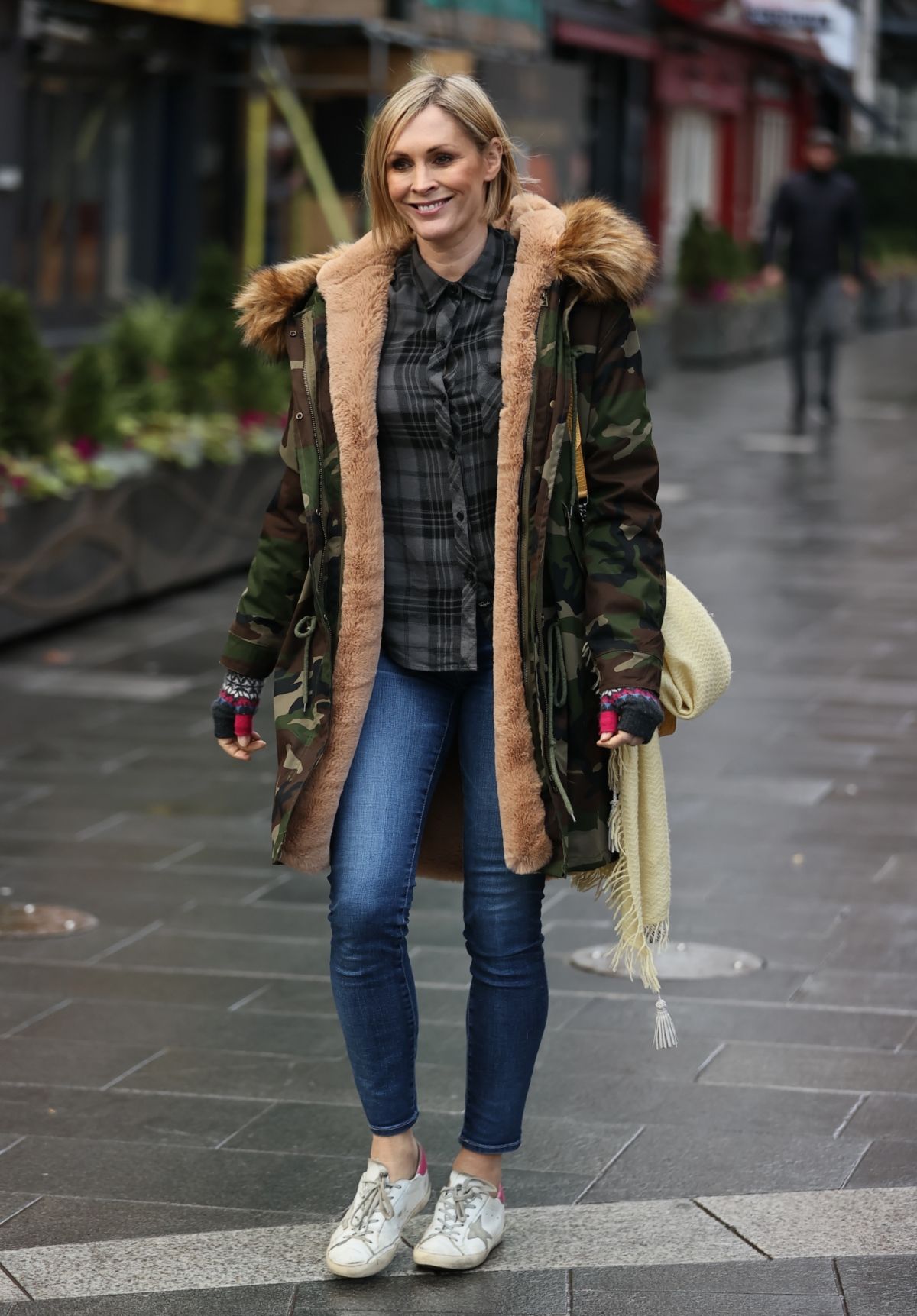JENNI FALCONER at Smooth Radio in London 01/06/2021 – HawtCelebs