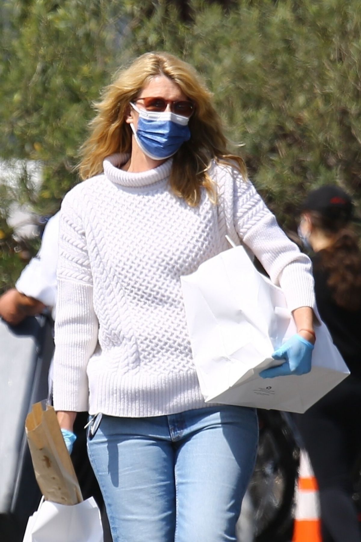 LAURA DERN Out in Brentwood 03/14/2021 – HawtCelebs