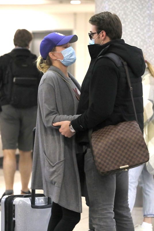 SHANNA MOAKLER and Matthew Rondeau at LAX Airport 04/24/2021 – HawtCelebs