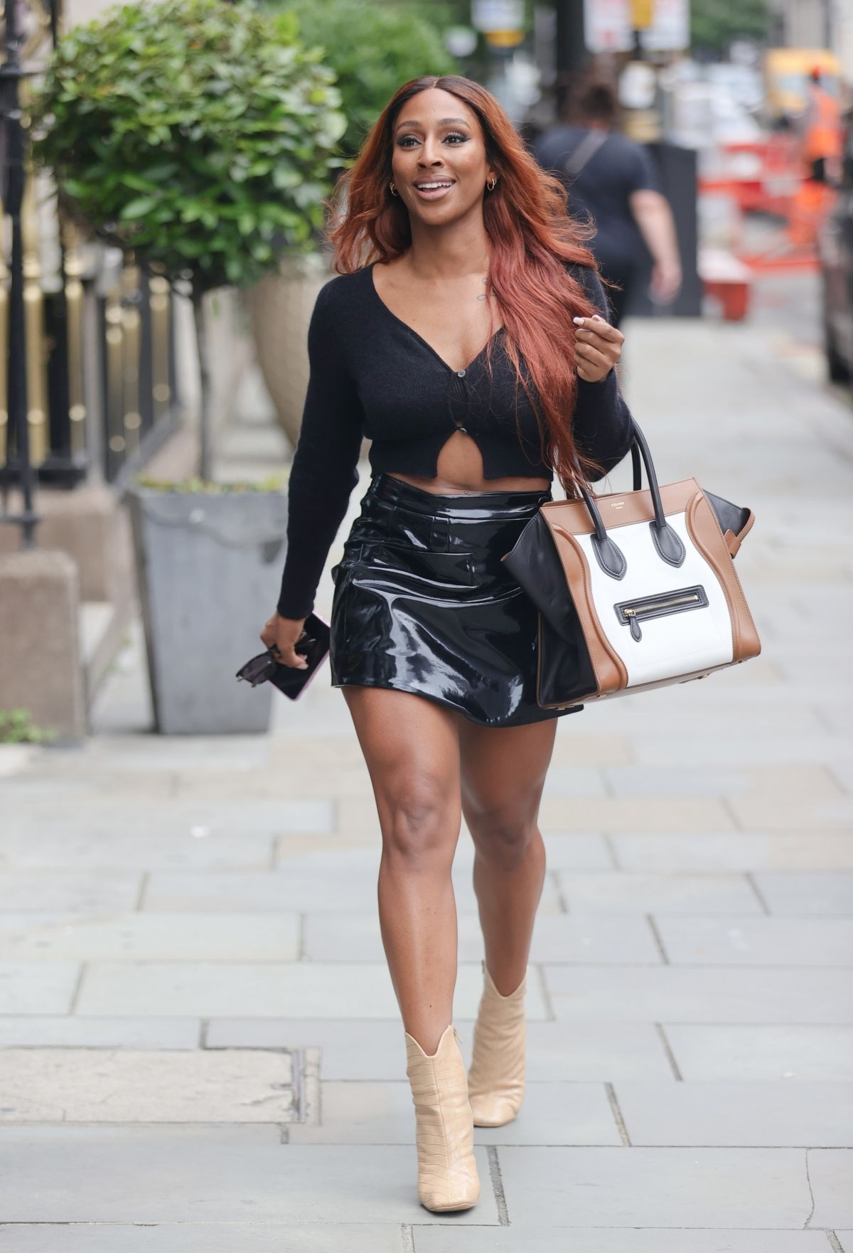 ALEXANDRA BURKE Arrives at London Palladium 07/12/2021 – HawtCelebs
