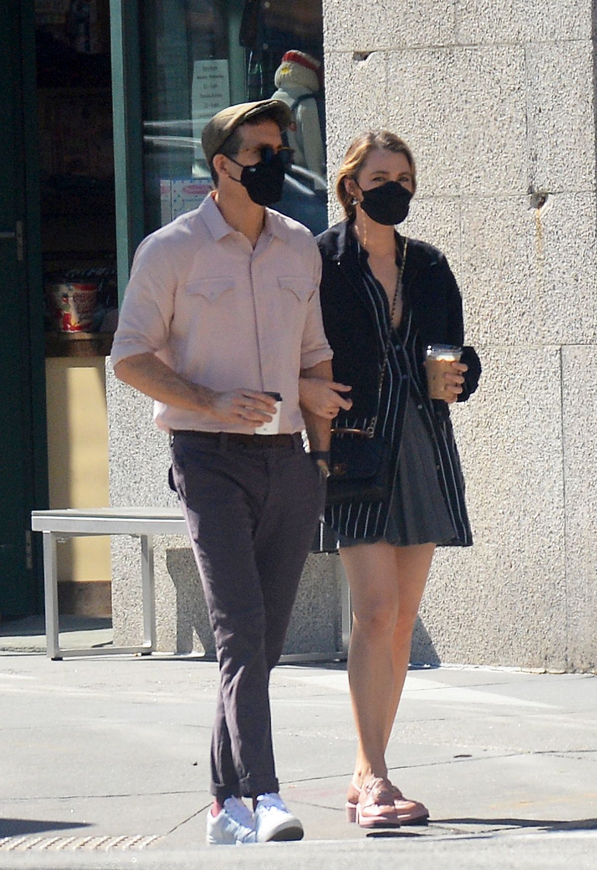 BLAKE LIVELY and Ryan Reynolds Out and About in New York 09/26/2021 ...
