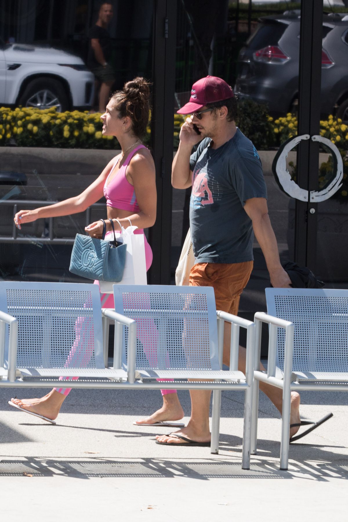 ISABEL PAKZAD Leaves a Gym in Los Angeles 09/06/2021 – HawtCelebs