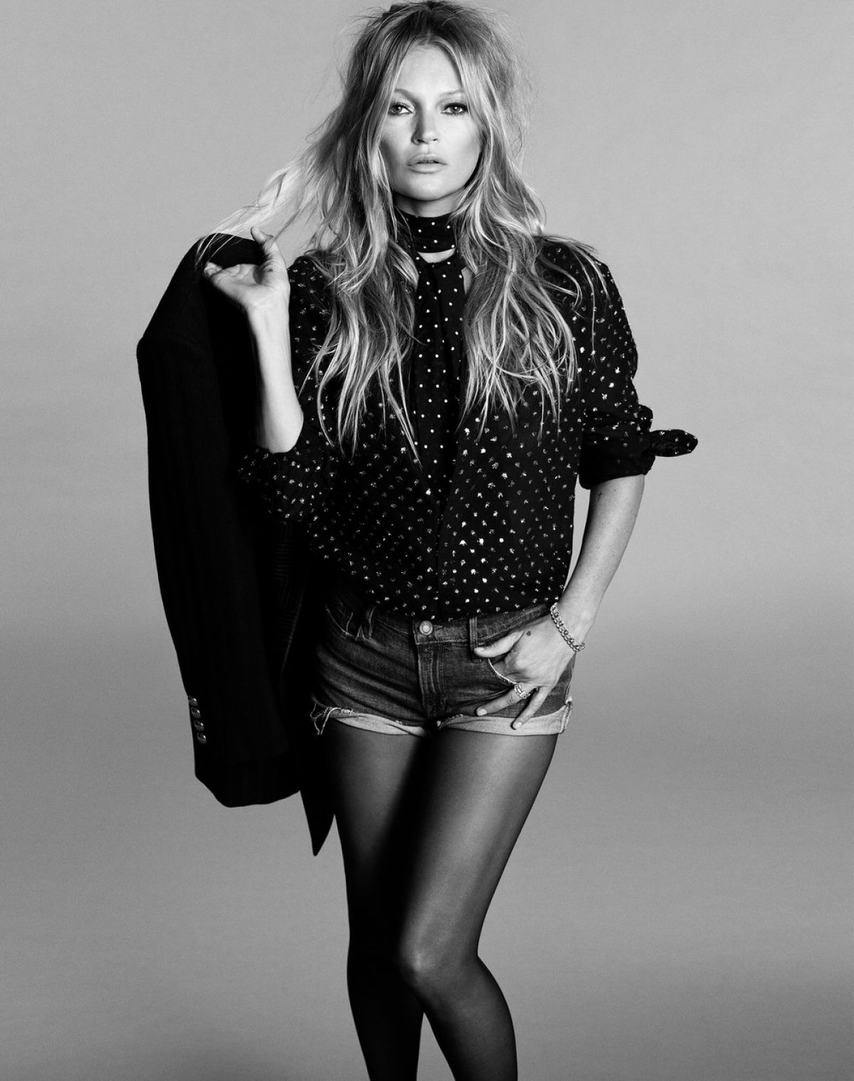 KATE MOSS for Vogue Magazine, Russia December 2021 – HawtCelebs