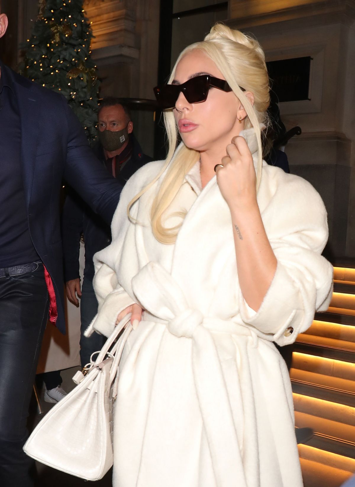 LADY GAGA Leaves Corinthia Hotel in London 11/11/2021 – HawtCelebs