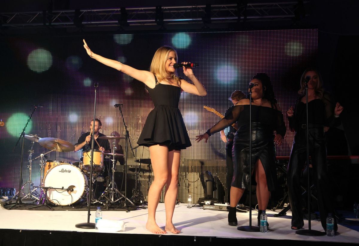 PIXIE LOTT Performs at Football for Change Gala Dinner in Liverpool 11 ...