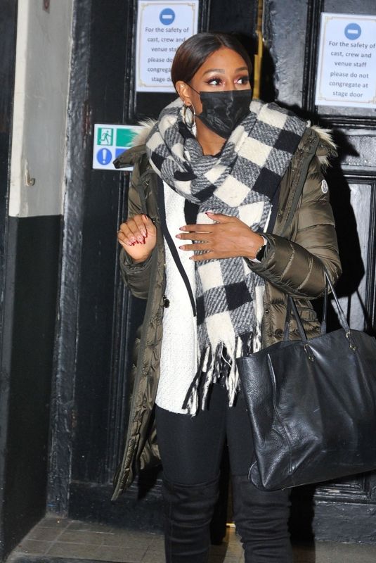 Alexandra Burke – HawtCelebs