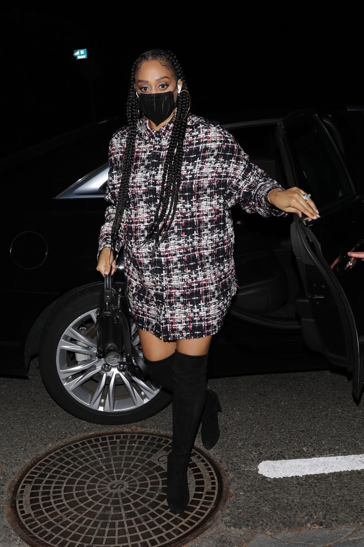 TIA MOWRY Arrives at Jennifer Klein’s Christmas Party in Brentwood 12 ...
