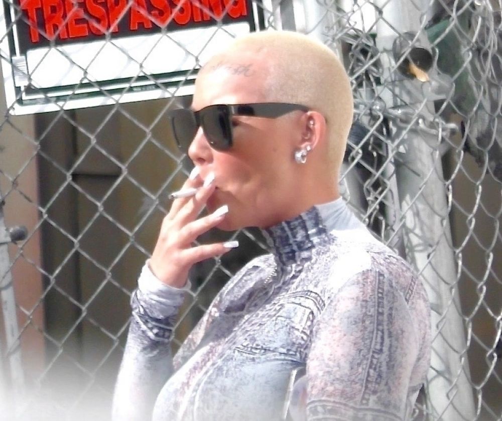 A – HawtCelebs
