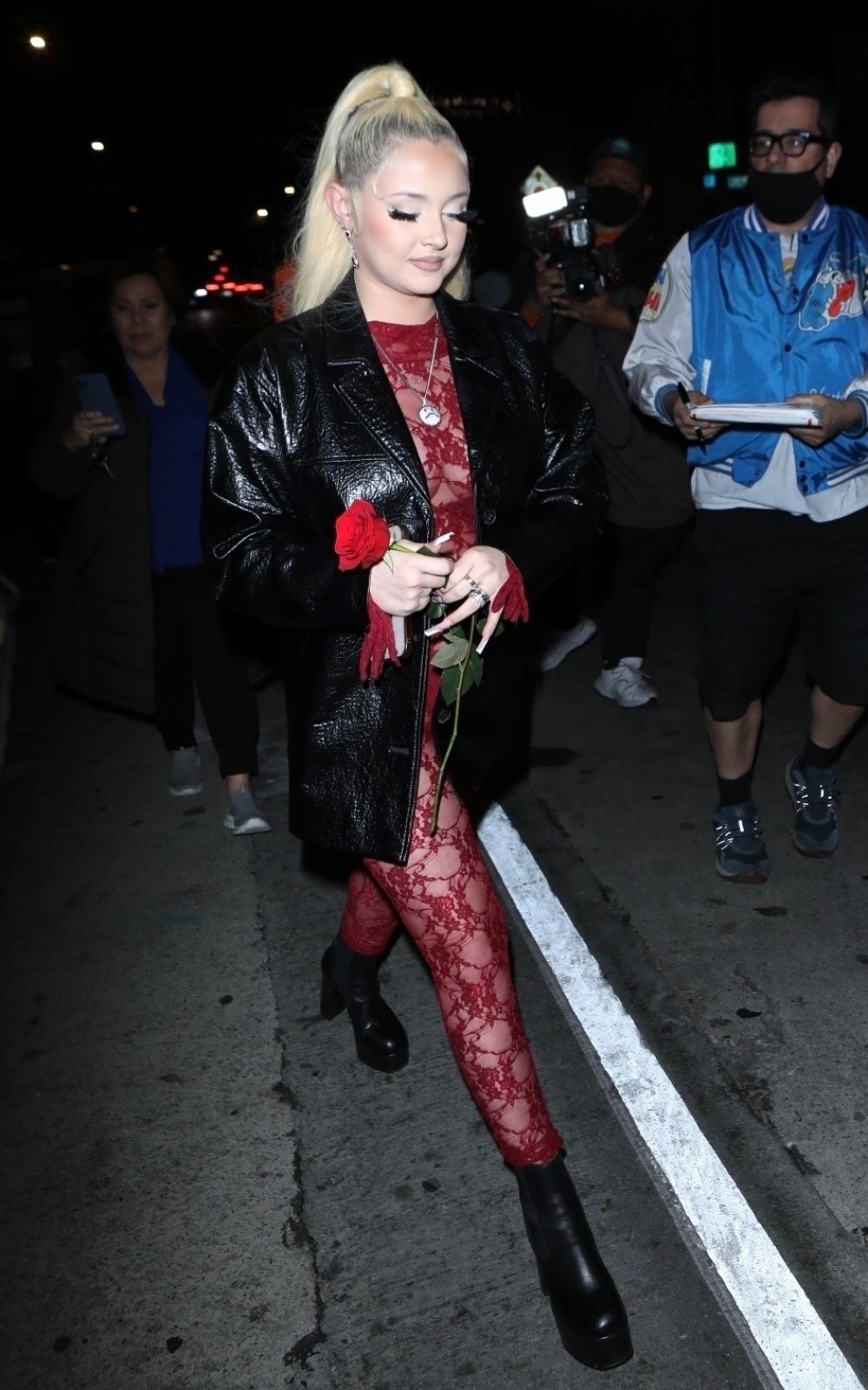 ALABAMA BARKER at Craig’s in West Hollywood 02/14/2022 – HawtCelebs