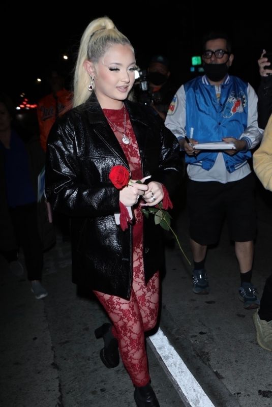 ALABAMA BARKER at Craig’s in West Hollywood 02/14/2022 – HawtCelebs