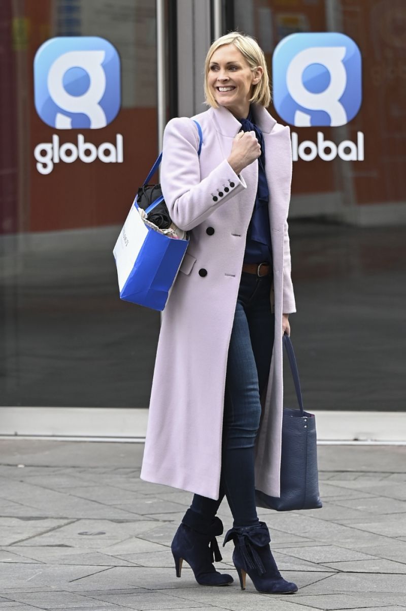 JENNI FALCONER Leaves Smooth Radio in London 02/10/2022 – HawtCelebs