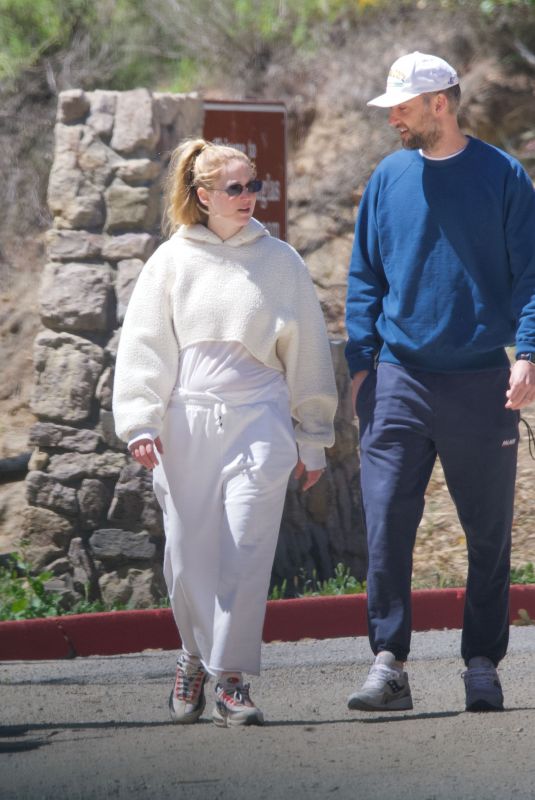 JENNIFER LAWRENCE and Cooke Maroney Out Hiking with Their Baby in Los ...