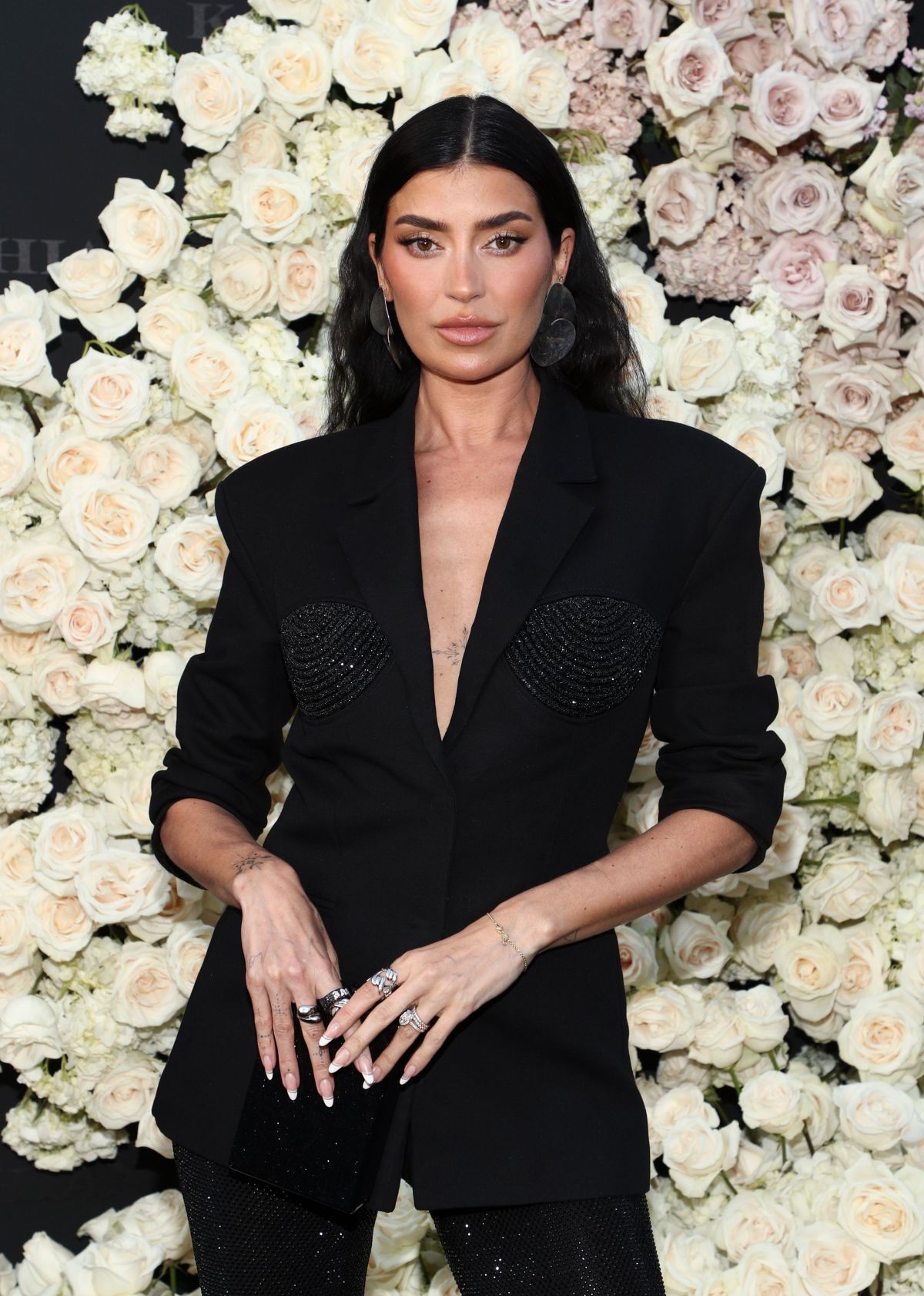 NICOLE WILLIAMS at The Kardashians TV Show Premiere in Los Angeles 05 ...