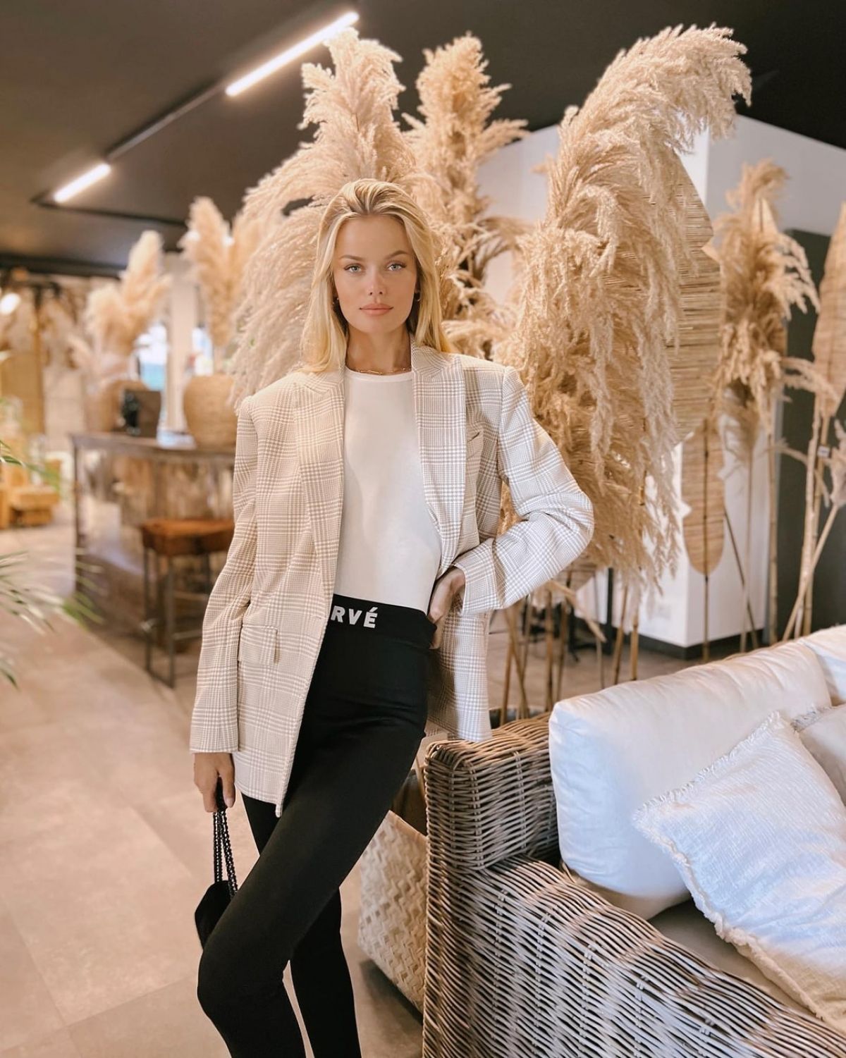 FRIDA AASEN – Instagram Photos 05/30/2022 – HawtCelebs