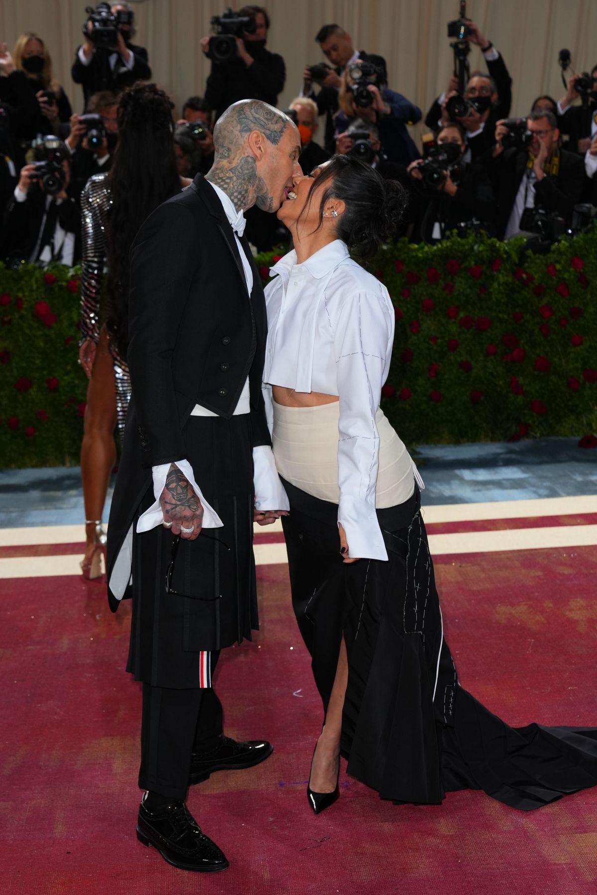 KOURTNEY KARDASHIAN and Travis Barker Arrives at Met Gala Celebrating ...