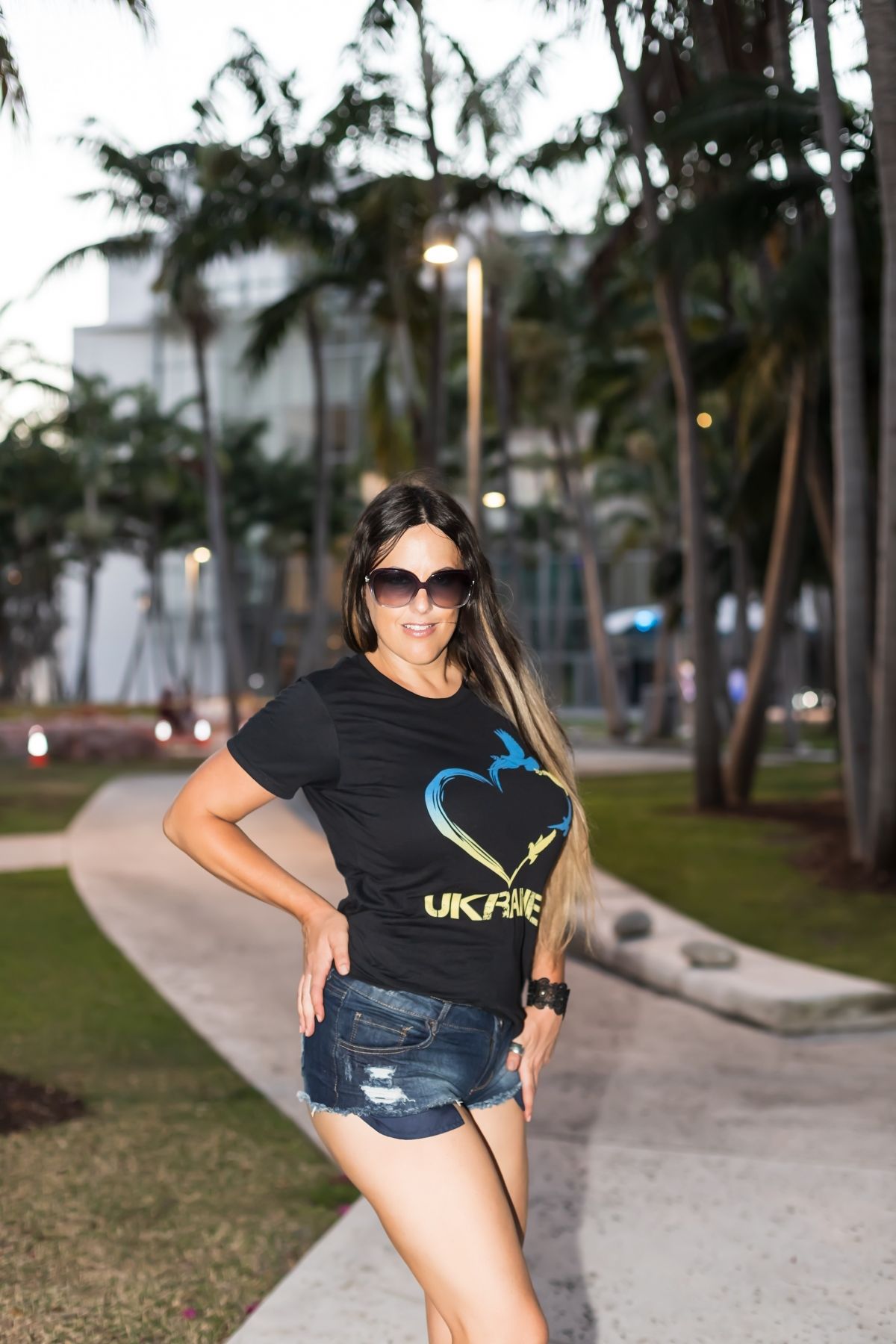 CLAUDIA ROMANI Out in Miami 06/16/2022 – HawtCelebs