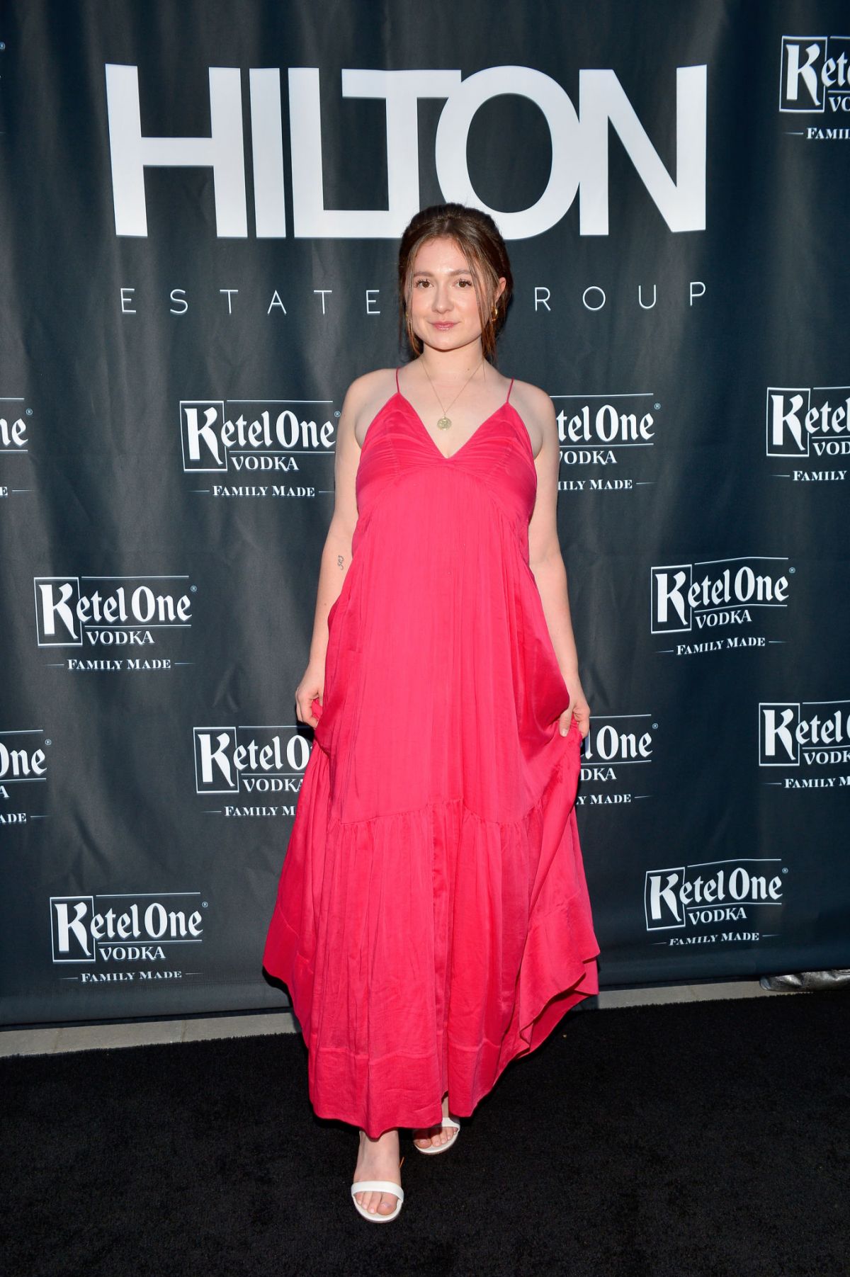 EMMA KENNEY at Tessa and Barron N. Hilton’s Summer Soiree in Los ...