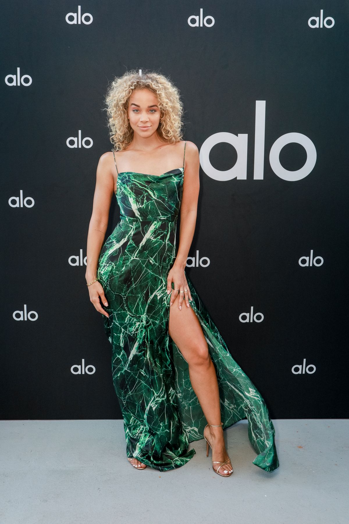 JASMINE SANDERS at Alo x SI Swimsuit Sunset Cocktail Party in Miami 07 ...