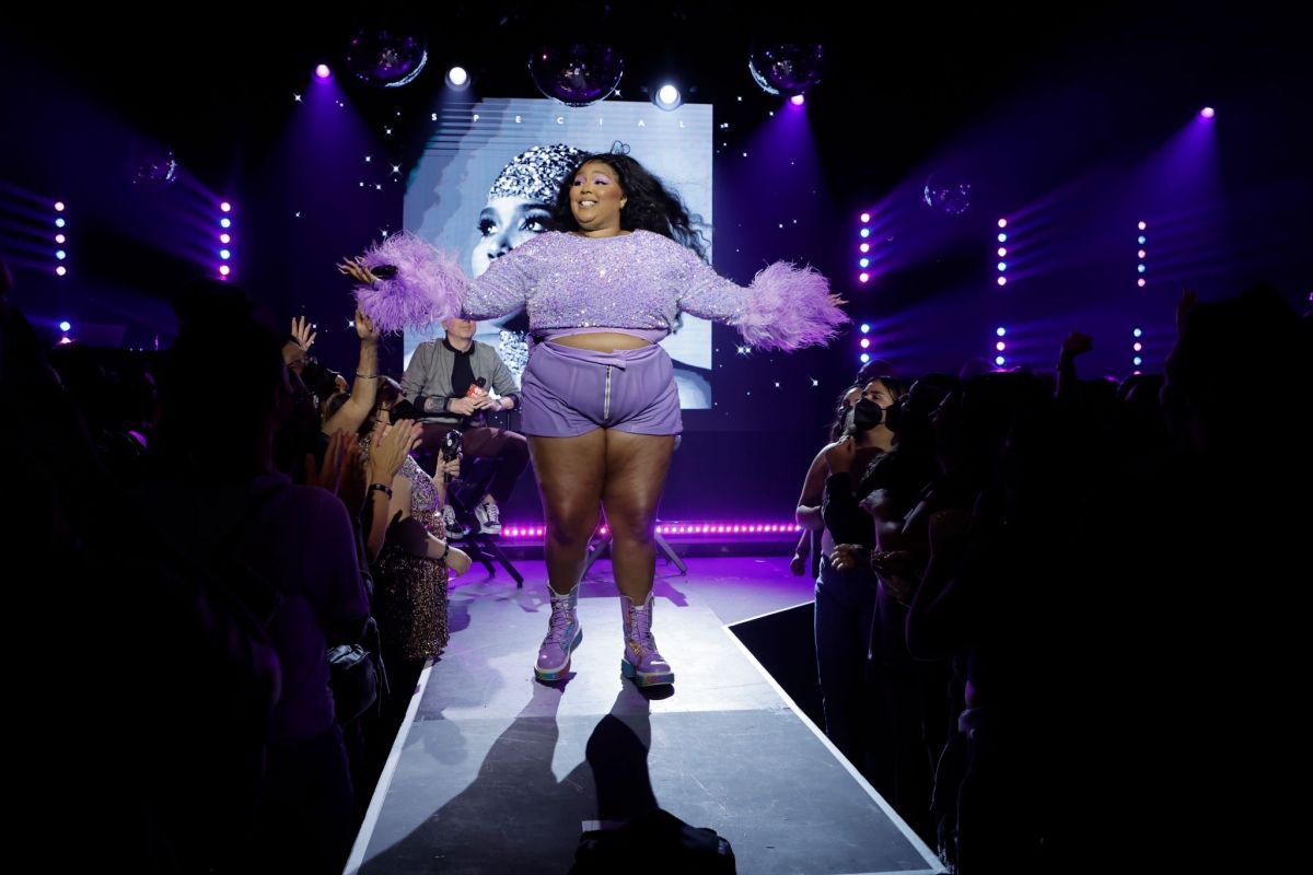 LIZZO Performs at Iheartradio Album Release Party with Lizzo at ...