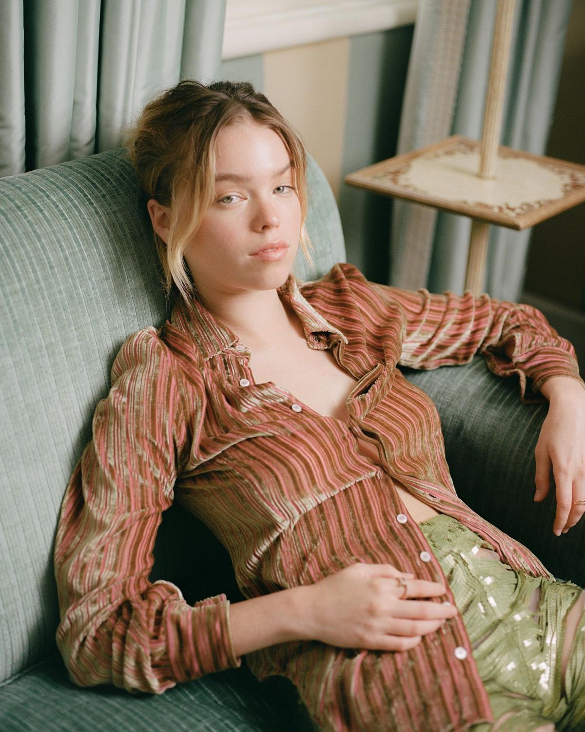 milly-alcock-for-wonderland-magazine-august-2022-hawtcelebs
