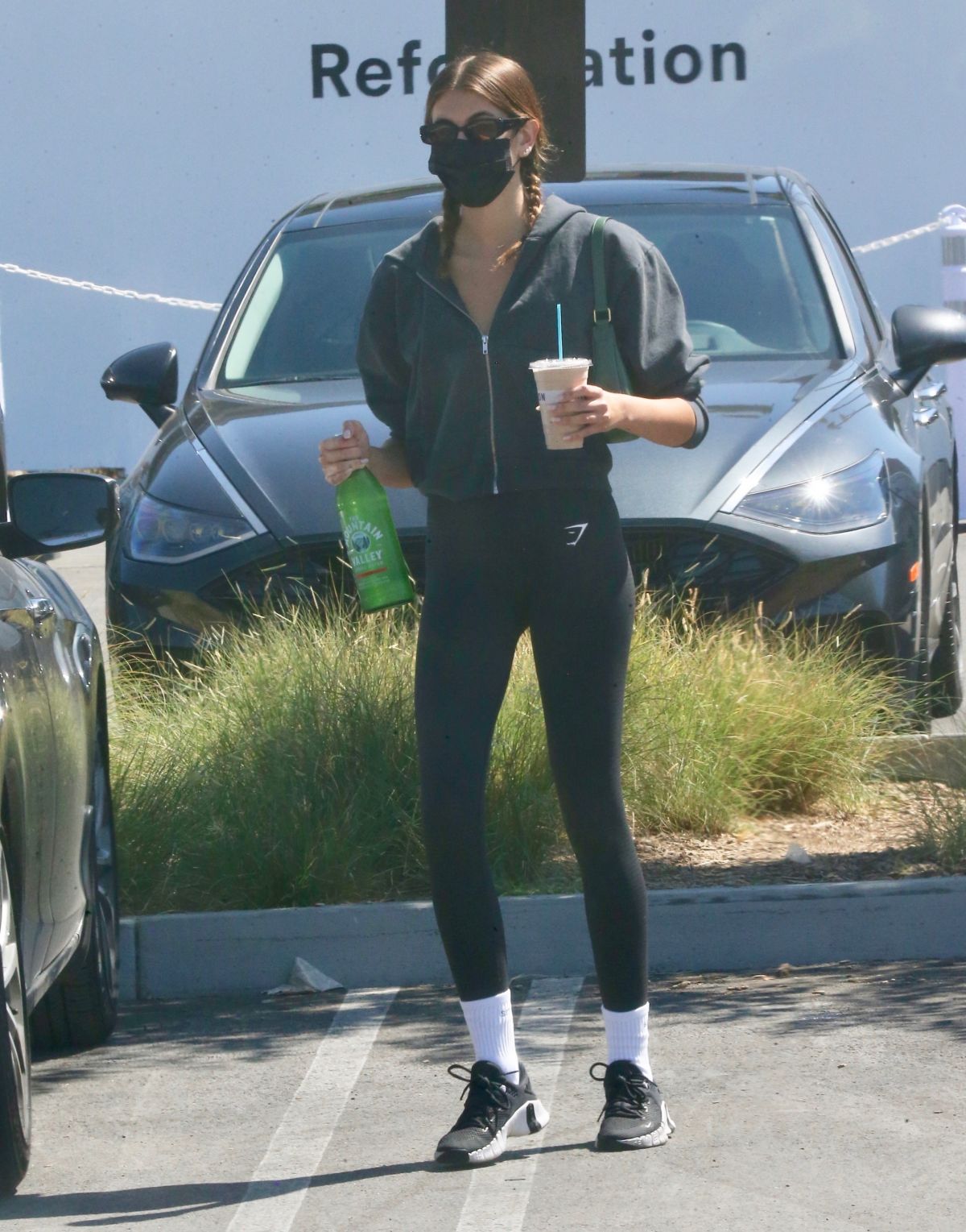 KAIA GERBER Out for a Cold Berry Smoothie in Studio City 08/25/2022 ...