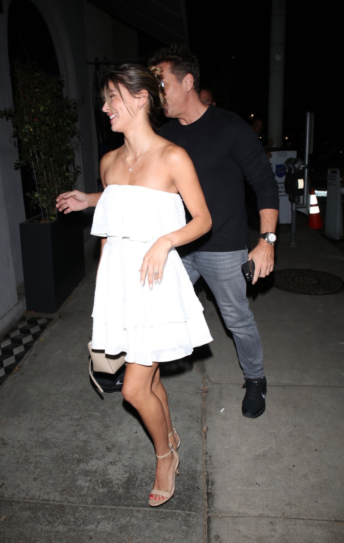 KELSI TAYLOR and Dane Cook Arrives at Craig’s in West Hollywood 08/05 ...