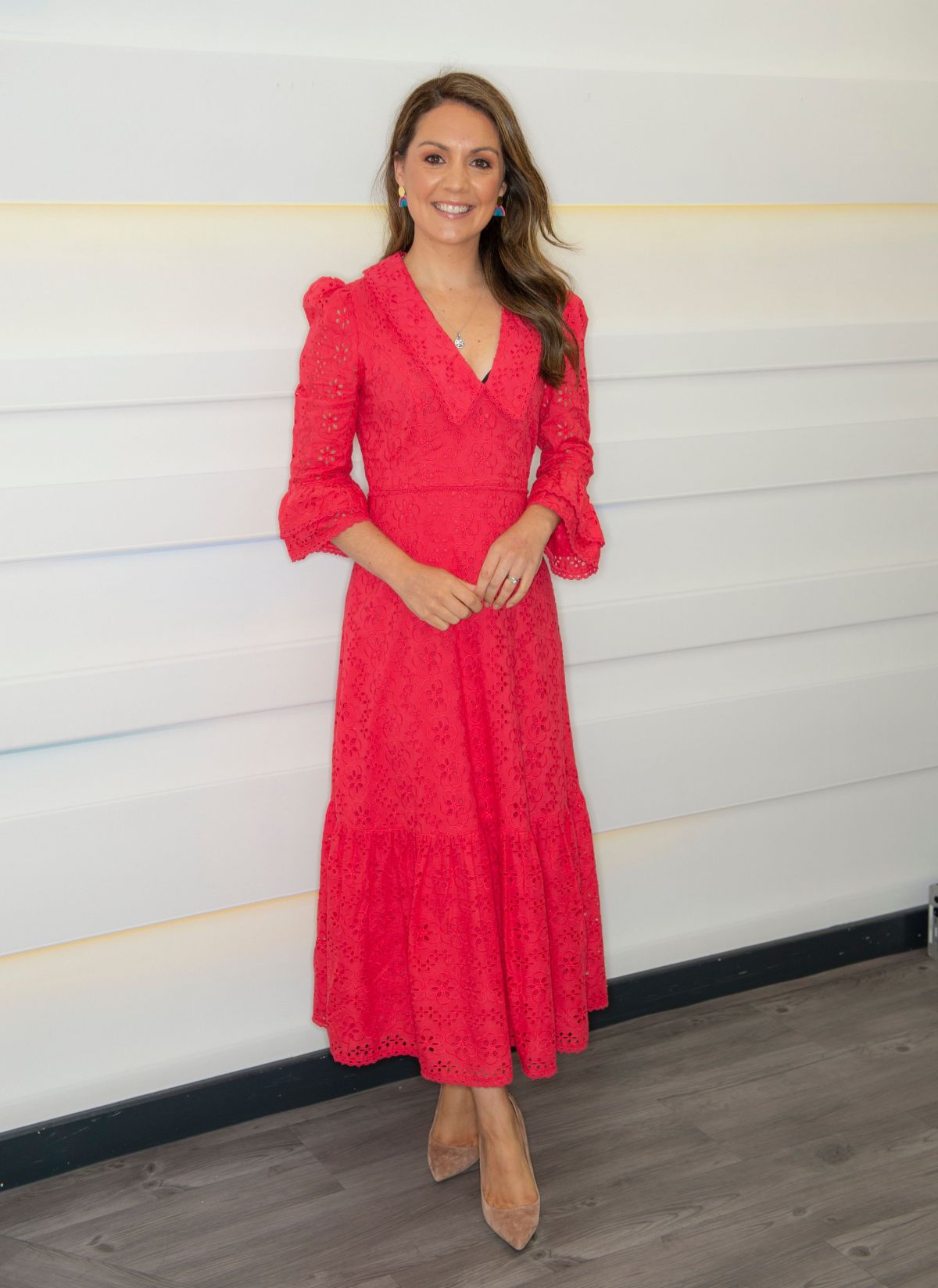 LAURA TOBIN at Lorraine Show in London 08/01/2022 – HawtCelebs