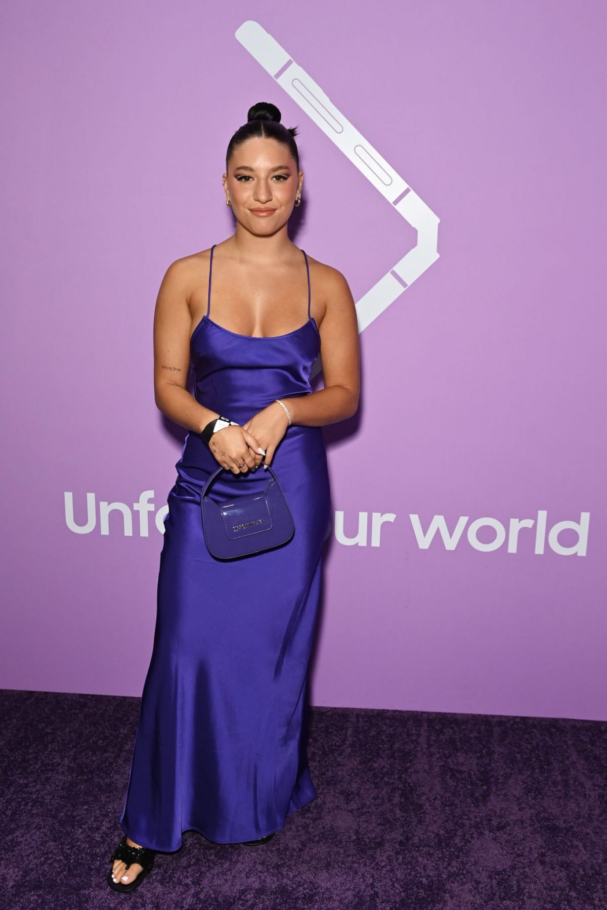 MACKENZIE ZIEGLER at Samsung 2022 Galaxy Creators Lounge in New York 08 ...