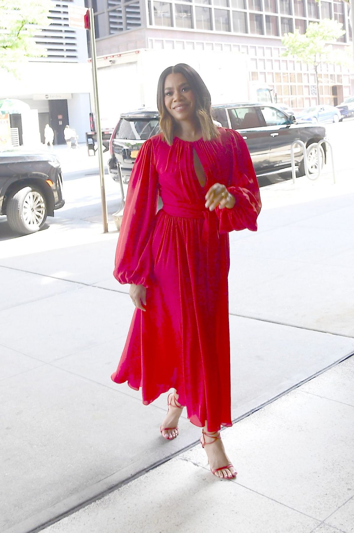 REGINA HALL Out and About in New York 08/30/2022 – HawtCelebs