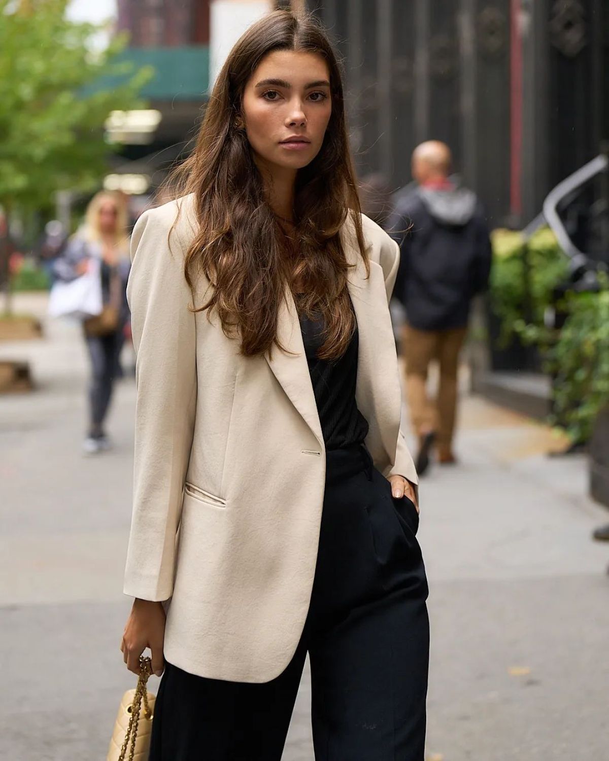 CINDY MELLO Out and About in New York 09/08/2022 – HawtCelebs