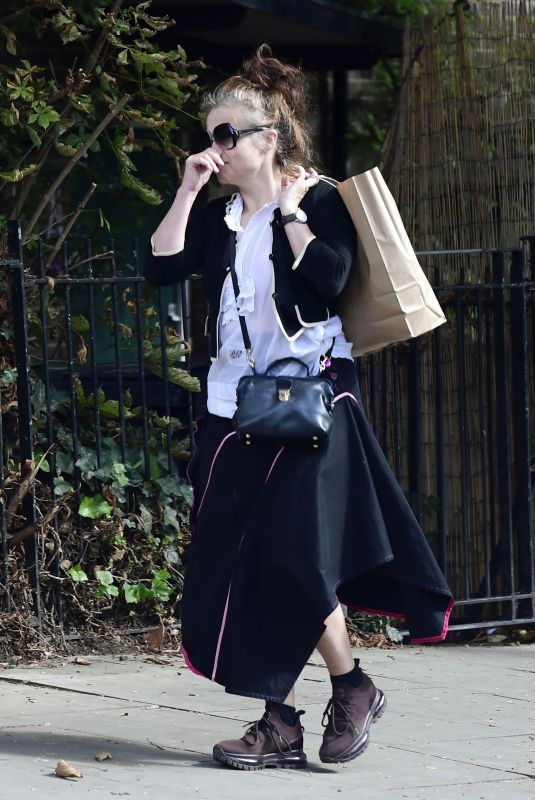 HELENA BONHAM CARTER Out and About in London 08/31/2022 – HawtCelebs