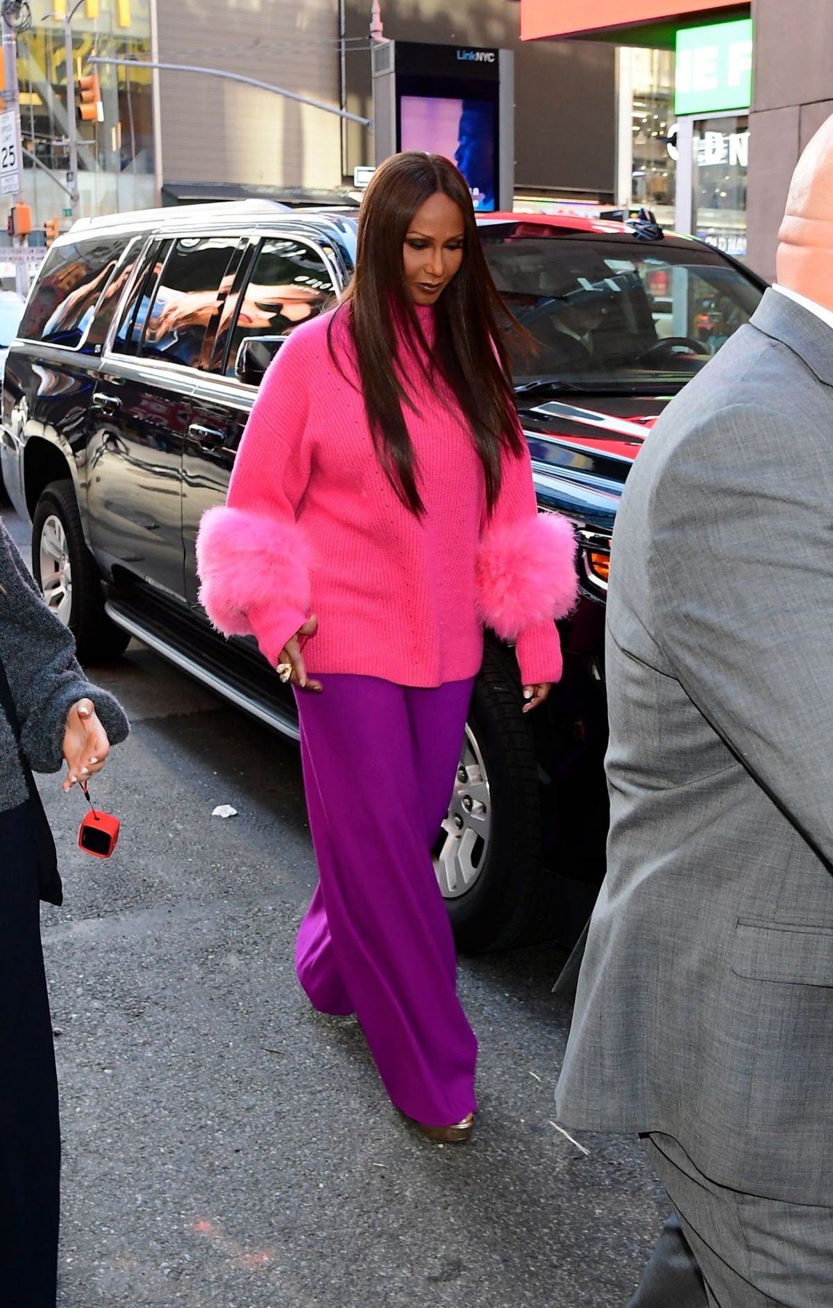 IMAN Arrives at Morning Show in New York 09/26/2022 – HawtCelebs