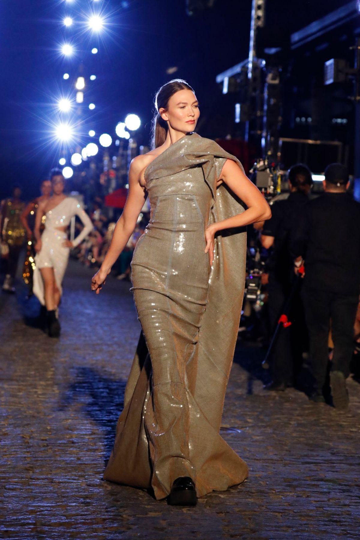 KARLIE KLOSS at Vogue World Runway Show at New York Fashion Week 09/12 ...