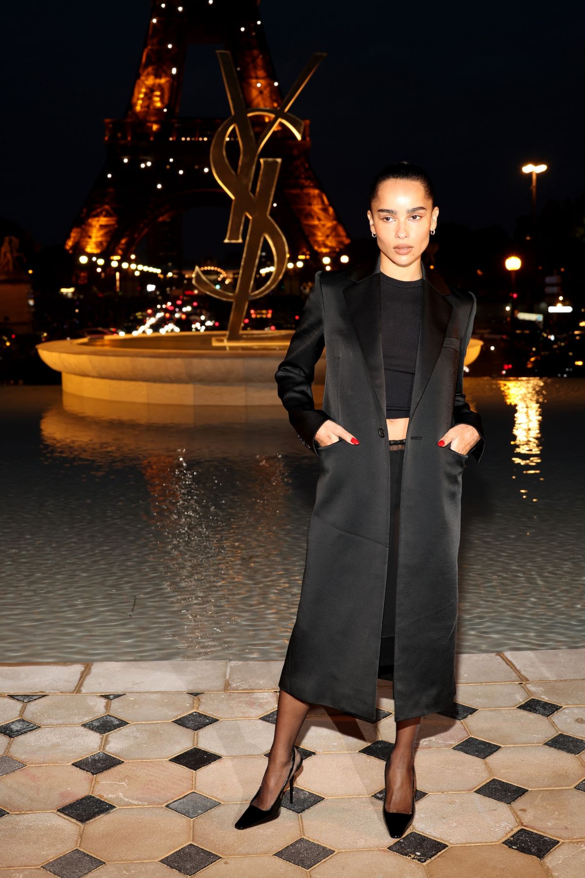 ZOE KRAVITZ Arrives at Saint Laurent Show at Paris Fashion Week 09/27 ...