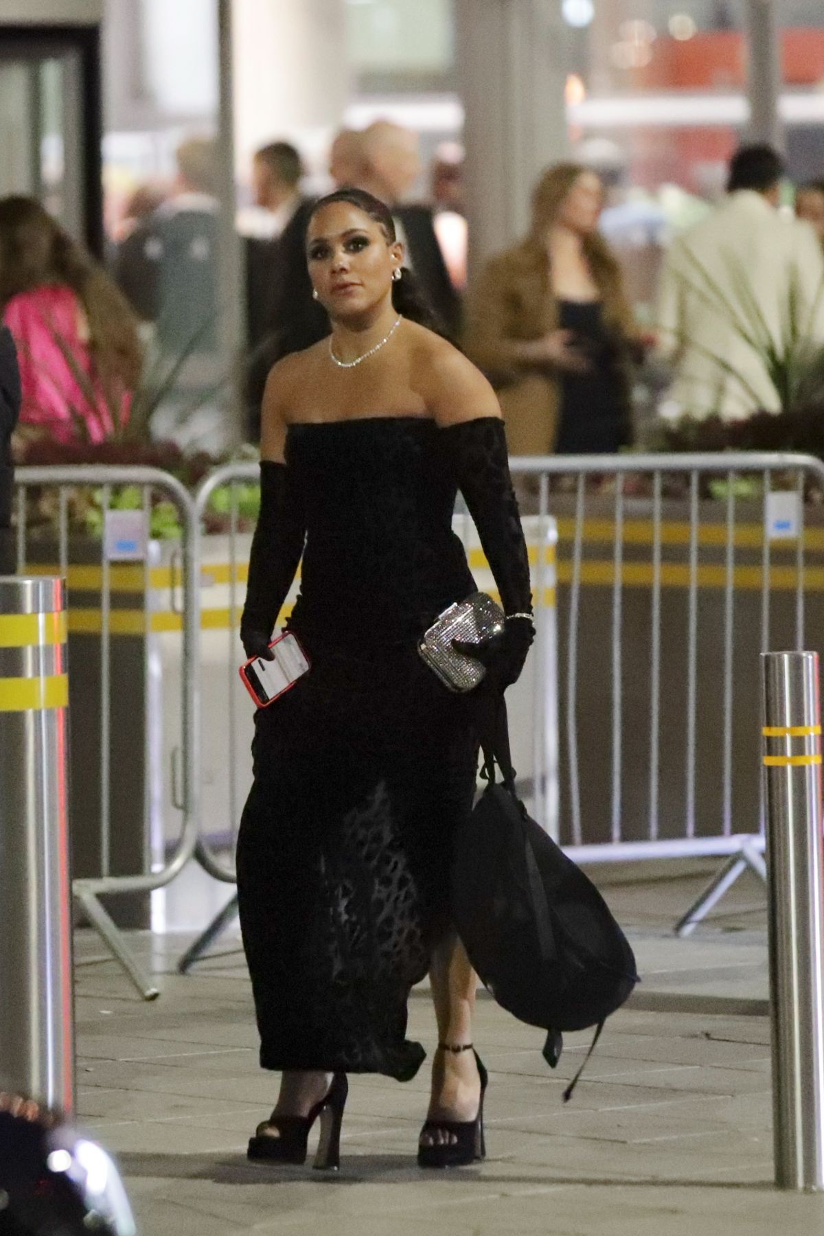 ALEX SCOTT Arrives at NTA Awards in London 10/13/2022 – HawtCelebs