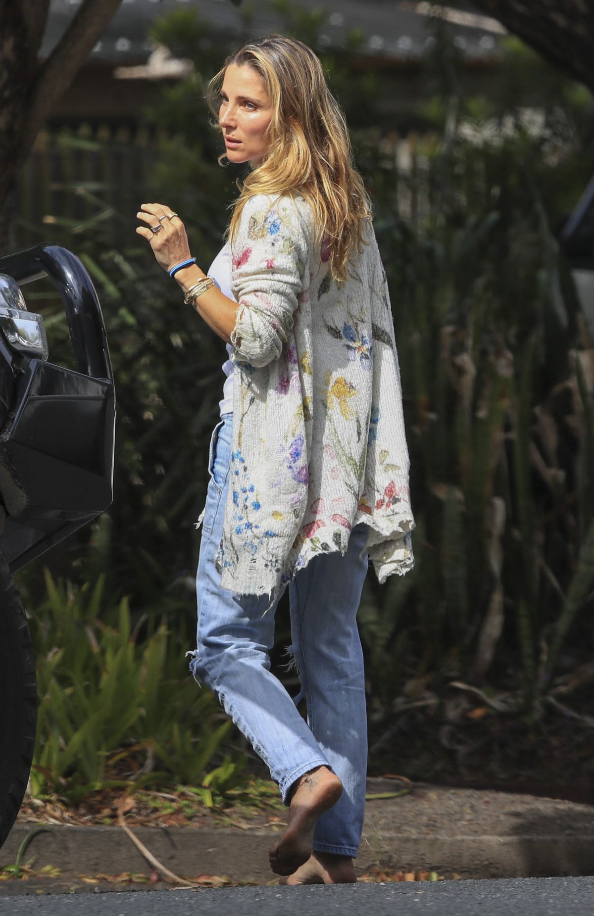 ELSA PATAKY Out and About in Byron Bay 10/10/2022 – HawtCelebs