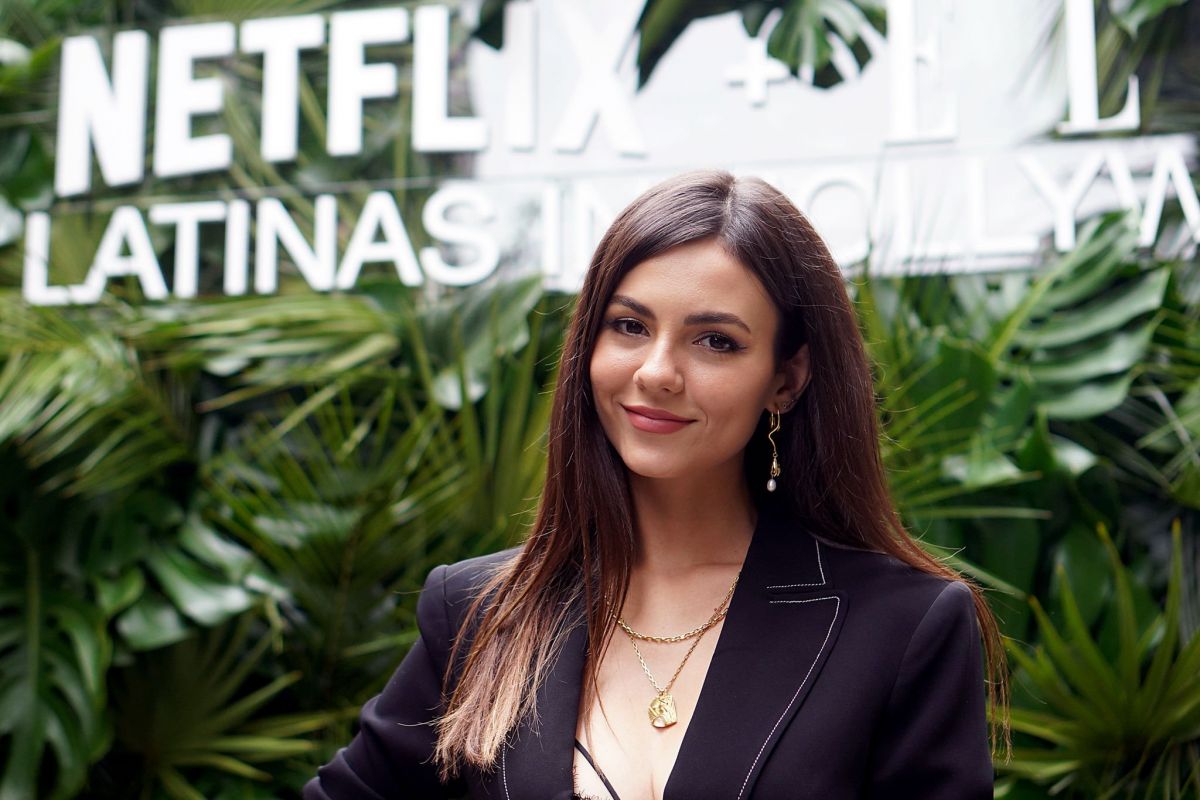 VICTORIA JUSTICE at Elle Latinas in Hollywood Event in Los Angeles 10 ...